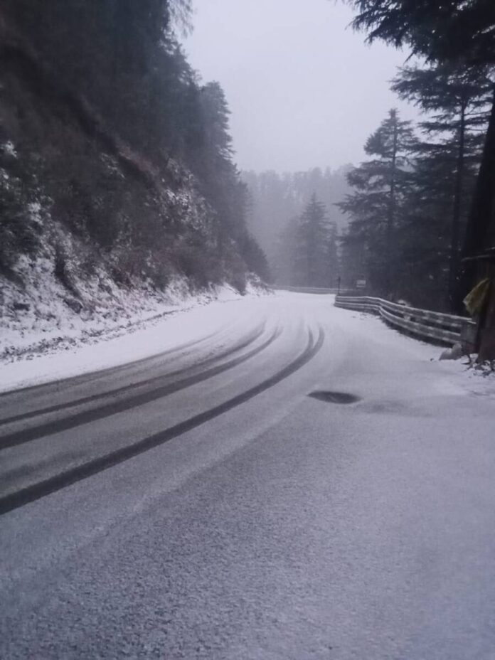 Fresh Snowfall in Narkanda: Latest Weather Update | Keekli
